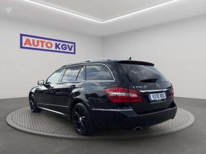 Melns Mercedes-Benz E 350 2011 Kauņa, ar dzinēja tilpumu 3.00 L un nobraukumu 293 tūkst. km par 8799 €, foto 4 vietnē AUTOMOTO.COM.LV