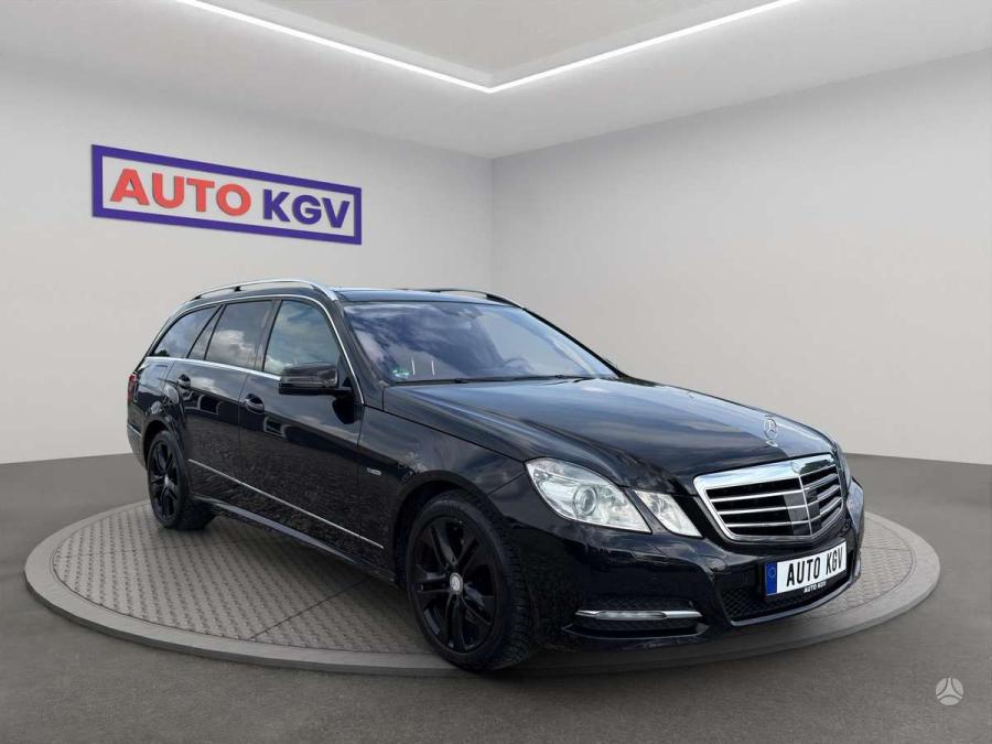 Melns Mercedes-Benz E 350 2011 Kauņa, ar dzinēja tilpumu 3.00 L un nobraukumu 293 tūkst. km par 8799 €, foto 8 vietnē AUTOMOTO.COM.LV