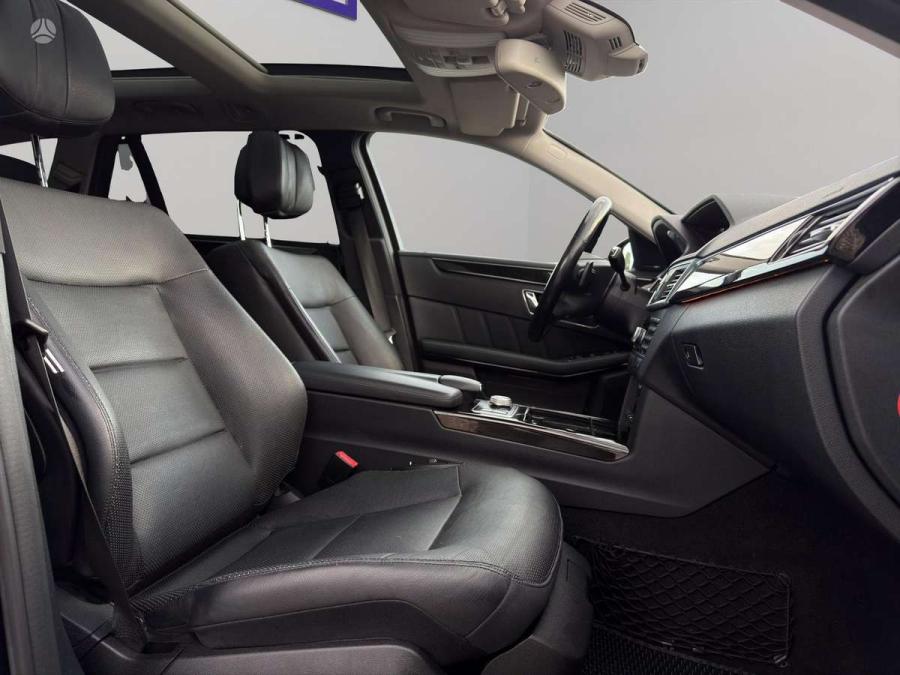 Melns Mercedes-Benz E 350 2011 Kauņa, ar dzinēja tilpumu 3.00 L un nobraukumu 293 tūkst. km par 8799 €, foto 9 vietnē AUTOMOTO.COM.LV