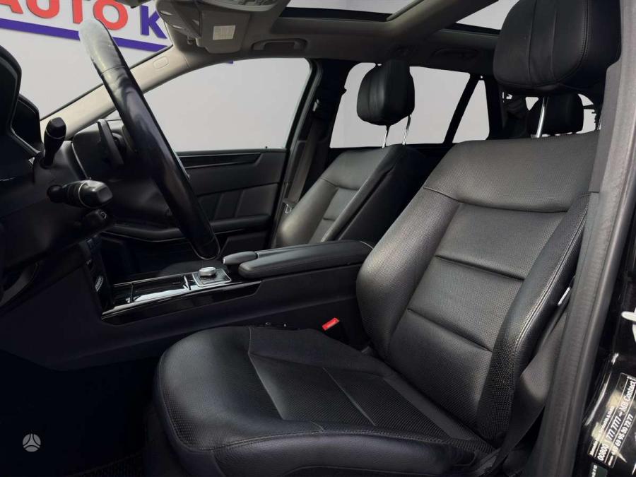 Melns Mercedes-Benz E 350 2011 Kauņa, ar dzinēja tilpumu 3.00 L un nobraukumu 293 tūkst. km par 8799 €, foto 15 vietnē AUTOMOTO.COM.LV