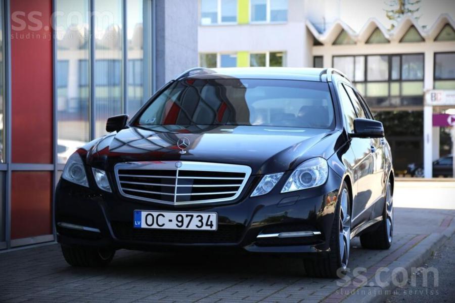 Melns Mercedes-Benz E 350 2012 Rīga, ar dzinēja tilpumu 3.00 L un nobraukumu 0 tūkst. km par 11568 €, foto 1 vietnē AUTOMOTO.COM.LV