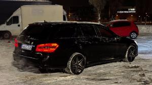 Melns Mercedes-Benz E 350 2012 Klaipėda, ar dzinēja tilpumu 3.00 L un nobraukumu 337 tūkst. km par 8000 €, foto 7 vietnē AUTOMOTO.COM.LV