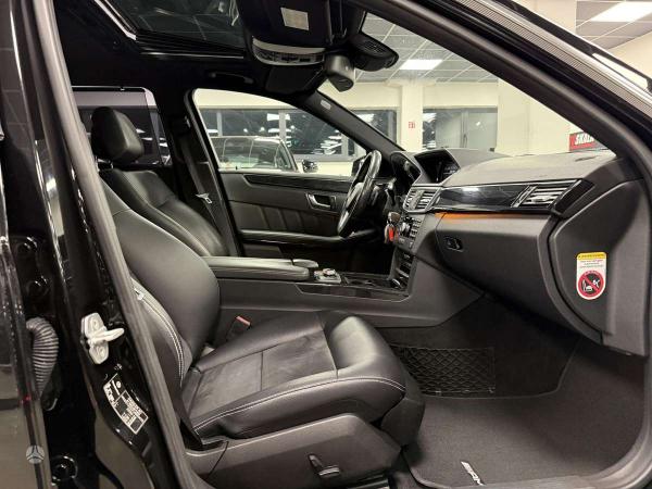Melns Mercedes-Benz E 350 2012 Klaipėda, ar dzinēja tilpumu 2.99 L un nobraukumu 240 tūkst. km par 9990 €, foto 6 vietnē AUTOMOTO.COM.LV