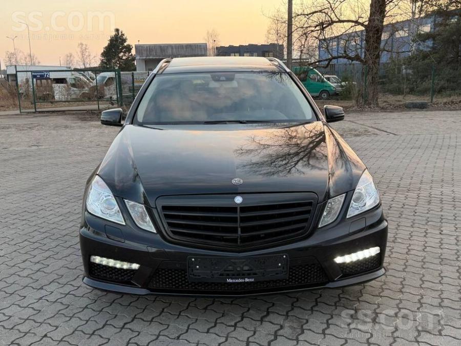 Melns Mercedes-Benz E 350 2012 Rīga, ar dzinēja tilpumu 3.00 L un nobraukumu 0 tūkst. km par 8250 €, foto 10 vietnē AUTOMOTO.COM.LV