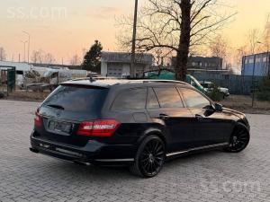 Melns Mercedes-Benz E 350 2012 Rīga, ar dzinēja tilpumu 3.00 L un nobraukumu 0 tūkst. km par 8250 €, foto 36 vietnē AUTOMOTO.COM.LV