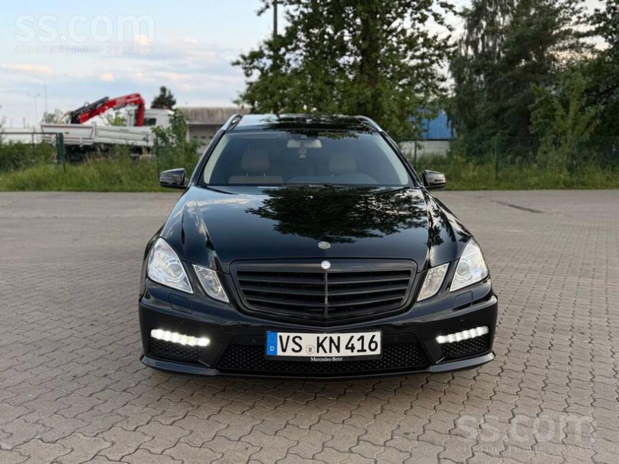 Melns Mercedes-Benz E 350 2012 Rīga, ar dzinēja tilpumu 3.00 L un nobraukumu 0 tūkst. km par 8450 €, foto 9 vietnē AUTOMOTO.COM.LV