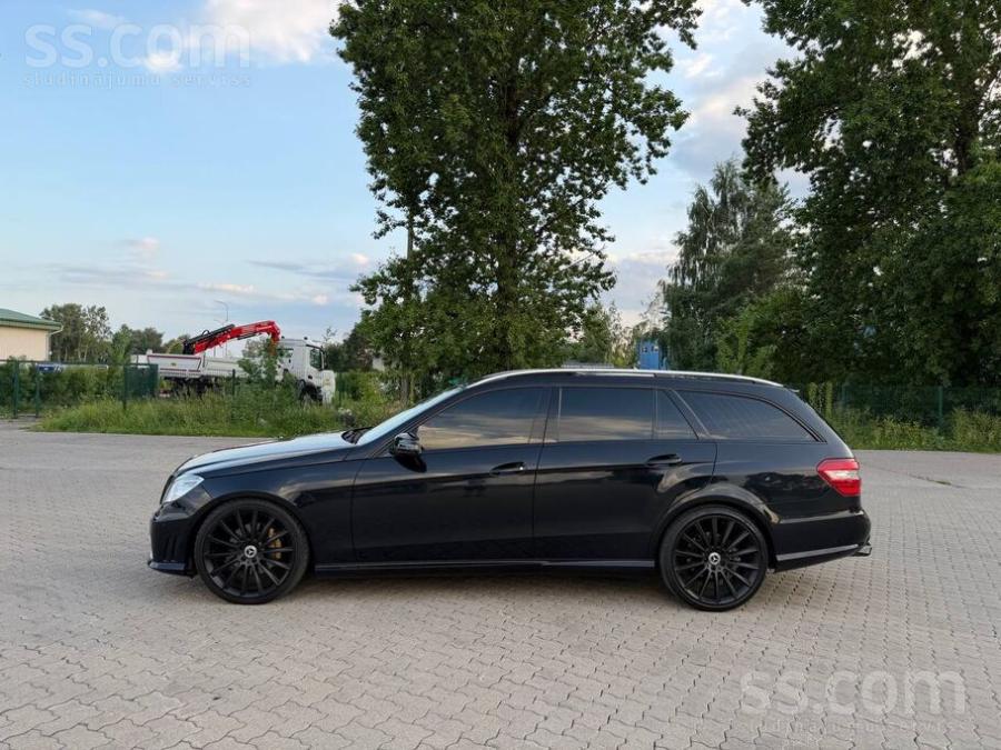 Melns Mercedes-Benz E 350 2012 Rīga, ar dzinēja tilpumu 3.00 L un nobraukumu 0 tūkst. km par 8450 €, foto 13 vietnē AUTOMOTO.COM.LV