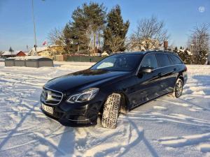 Black Mercedes-Benz E 350 2013 in Vilnius, with an engine capacity of 3.00 L and mileage of 517 thousand km for 6400 €, photo 2 on AUTOMOTO.COM.LV