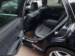 Black Mercedes-Benz E 350 2013 in Marijampole, with an engine capacity of 2.99 L and mileage of 276 thousand km for 11999 €, photo 31 on AUTOMOTO.COM.LV