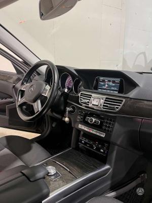 Black Mercedes-Benz E 350 2013 in Klaipeda, with an engine capacity of 2.99 L and mileage of 198 thousand km for 8888 €, photo 3 on AUTOMOTO.COM.LV