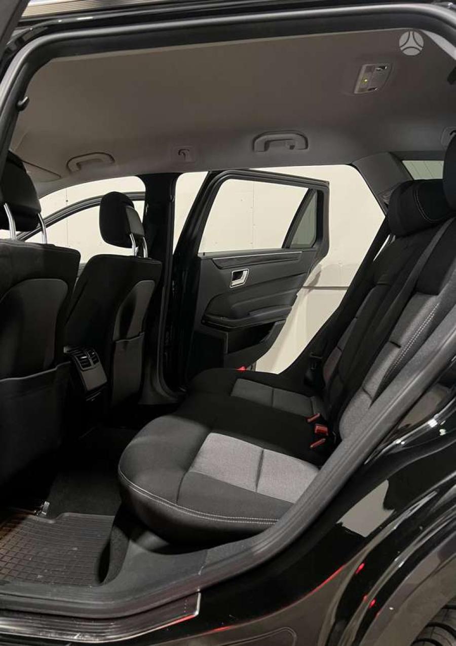 Black Mercedes-Benz E 350 2013 in Klaipeda, with an engine capacity of 2.99 L and mileage of 198 thousand km for 8888 €, photo 6 on AUTOMOTO.COM.LV