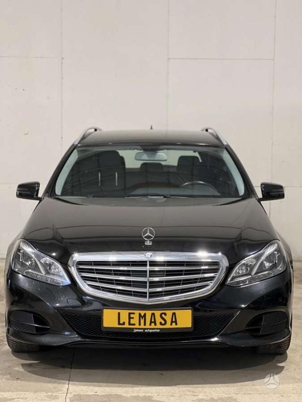 Melns Mercedes-Benz E 350 2013 Klaipėda, ar dzinēja tilpumu 2.99 L un nobraukumu 198 tūkst. km par 8888 €, foto 9 vietnē AUTOMOTO.COM.LV