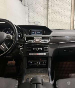 Black Mercedes-Benz E 350 2013 in Klaipeda, with an engine capacity of 2.99 L and mileage of 198 thousand km for 8888 €, photo 20 on AUTOMOTO.COM.LV