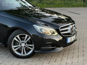 Черный Мерседес E 350 2014 в Рига, объемом двигателя 3.00 л и пробегом 0 тыс. км за 8950 €, фото 12 на AUTOMOTO.COM.LV