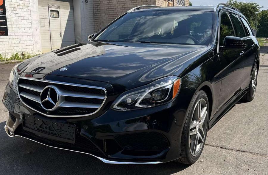 Melns Mercedes-Benz E 350 2014 Šauļi, ar dzinēja tilpumu 3.50 L un nobraukumu 92 tūkst. km par 17900 €, foto 1 vietnē AUTOMOTO.COM.LV