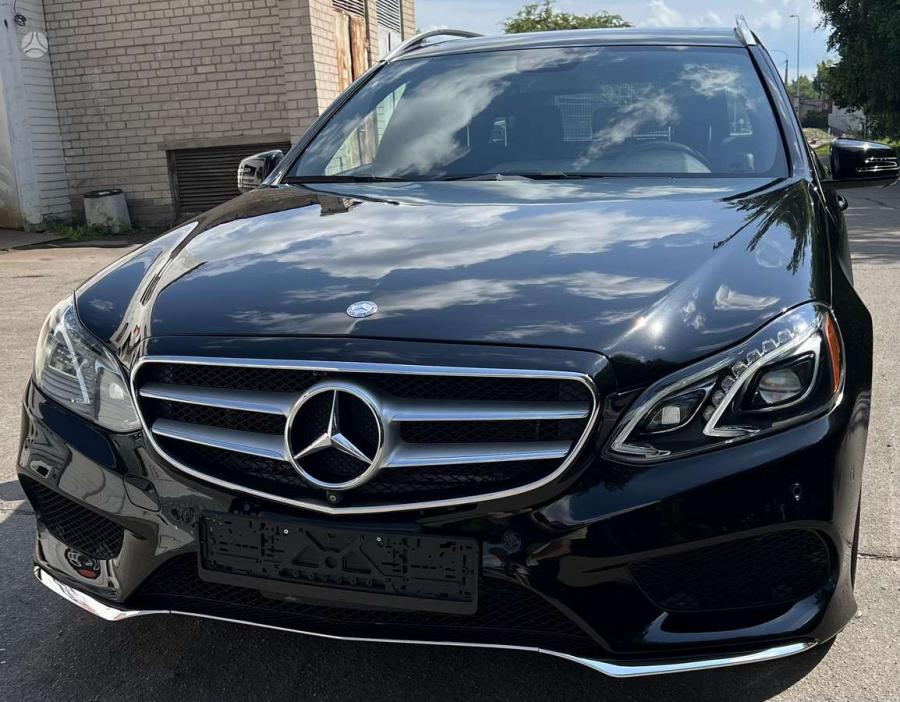 Melns Mercedes-Benz E 350 2014 Šauļi, ar dzinēja tilpumu 3.50 L un nobraukumu 92 tūkst. km par 17900 €, foto 3 vietnē AUTOMOTO.COM.LV