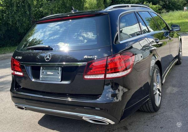 Black Mercedes-Benz E 350 2014 in Siauliai, with an engine capacity of 3.50 L and mileage of 92 thousand km for 17900 €, photo 8 on AUTOMOTO.COM.LV