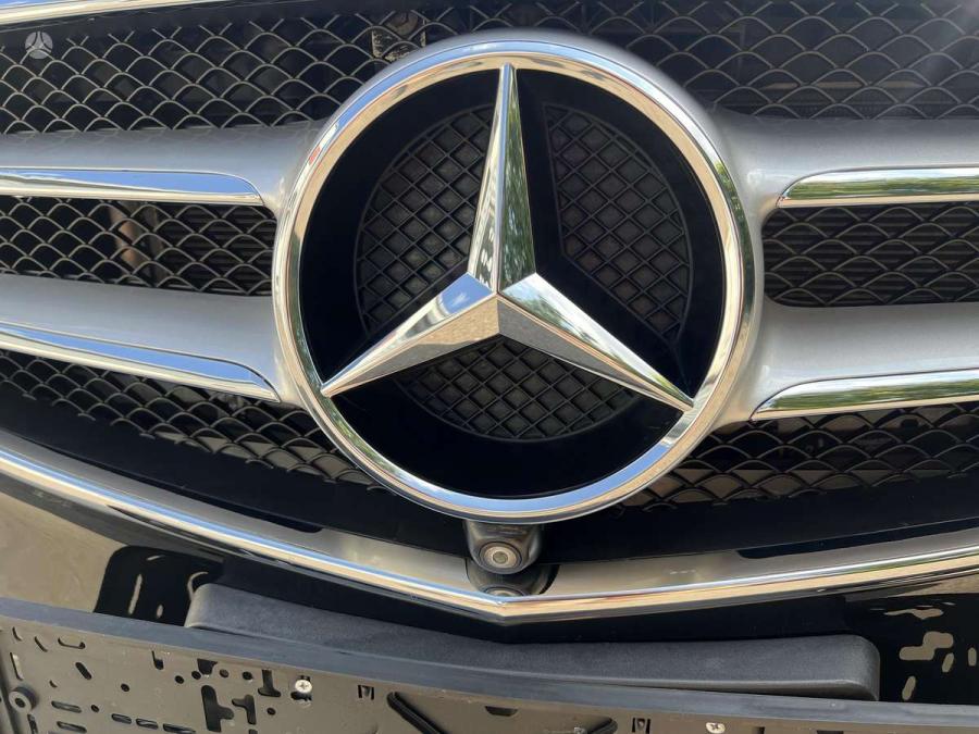 Melns Mercedes-Benz E 350 2014 Šauļi, ar dzinēja tilpumu 3.50 L un nobraukumu 92 tūkst. km par 17900 €, foto 15 vietnē AUTOMOTO.COM.LV