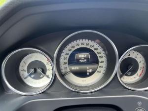 Melns Mercedes-Benz E 350 2014 Šauļi, ar dzinēja tilpumu 3.50 L un nobraukumu 92 tūkst. km par 17900 €, foto 37 vietnē AUTOMOTO.COM.LV