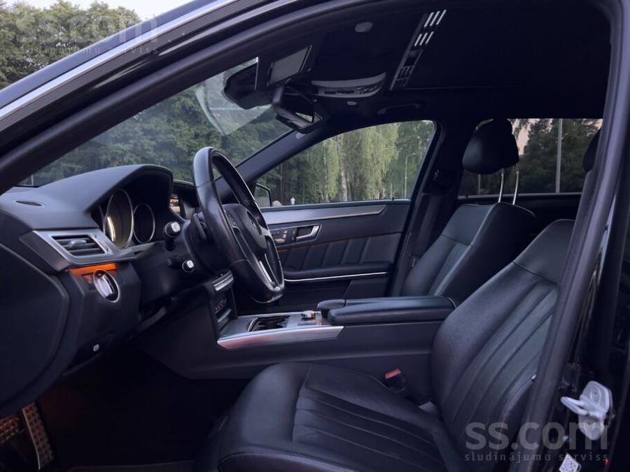 Melns Mercedes-Benz E 350 2014 Rīga, ar dzinēja tilpumu 3.00 L un nobraukumu 0 tūkst. km par 13500 €, foto 8 vietnē AUTOMOTO.COM.LV