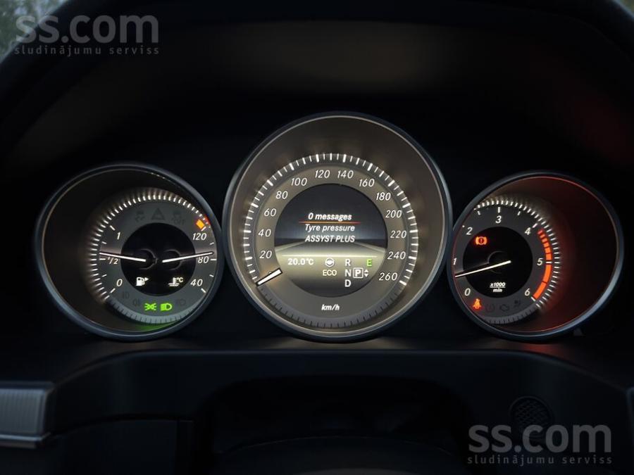 Melns Mercedes-Benz E 350 2014 Rīga, ar dzinēja tilpumu 3.00 L un nobraukumu 0 tūkst. km par 13500 €, foto 18 vietnē AUTOMOTO.COM.LV