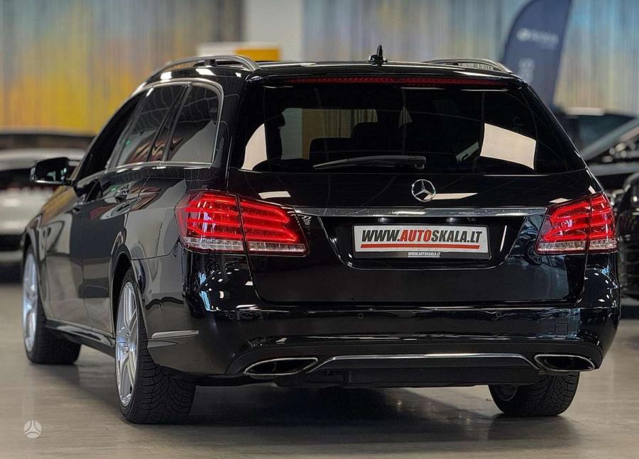 Melns Mercedes-Benz E 350 2014 Klaipėda, ar dzinēja tilpumu 2.99 L un nobraukumu 306 tūkst. km par 12900 €, foto 6 vietnē AUTOMOTO.COM.LV