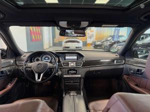 Melns Mercedes-Benz E 350 2014 Klaipėda, ar dzinēja tilpumu 2.99 L un nobraukumu 306 tūkst. km par 12900 €, foto 7 vietnē AUTOMOTO.COM.LV