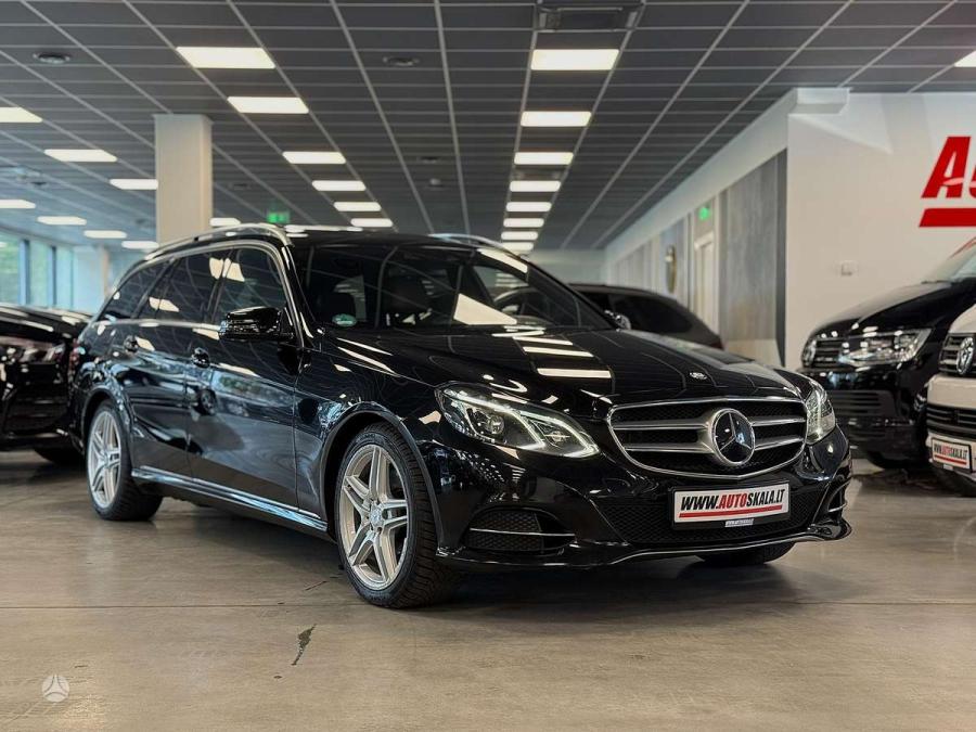 Melns Mercedes-Benz E 350 2014 Klaipėda, ar dzinēja tilpumu 2.99 L un nobraukumu 306 tūkst. km par 12900 €, foto 32 vietnē AUTOMOTO.COM.LV