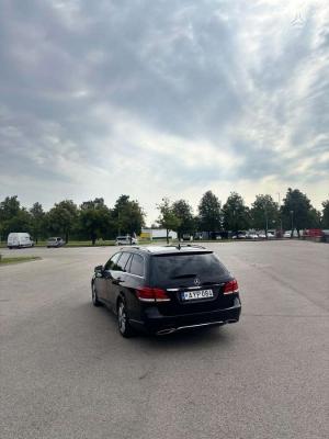 Melns Mercedes-Benz E 350 2014 Alīta, ar dzinēja tilpumu 2.99 L un nobraukumu 353 tūkst. km par 7950 €, foto 4 vietnē AUTOMOTO.COM.LV