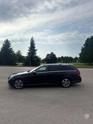 Melns Mercedes-Benz E 350 2014 Alīta, ar dzinēja tilpumu 2.99 L un nobraukumu 353 tūkst. km par 7950 €, foto 5 vietnē AUTOMOTO.COM.LV