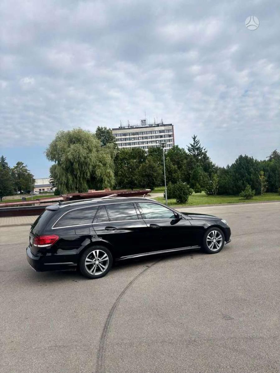 Melns Mercedes-Benz E 350 2014 Alīta, ar dzinēja tilpumu 2.99 L un nobraukumu 353 tūkst. km par 7950 €, foto 7 vietnē AUTOMOTO.COM.LV