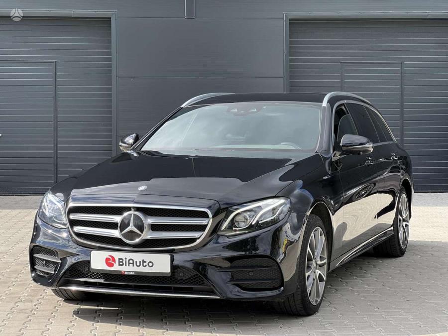 Melns Mercedes-Benz E 350 2016 Utena, ar dzinēja tilpumu 2.99 L un nobraukumu 247 tūkst. km par 16500 €, foto 7 vietnē AUTOMOTO.COM.LV