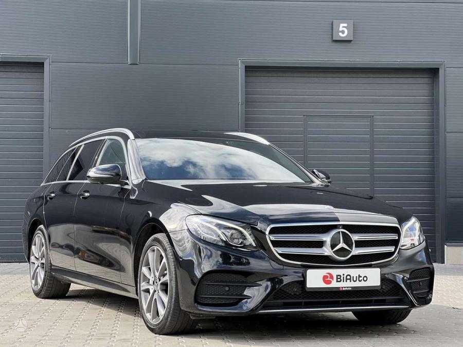 Melns Mercedes-Benz E 350 2016 Utena, ar dzinēja tilpumu 2.99 L un nobraukumu 247 tūkst. km par 16500 €, foto 10 vietnē AUTOMOTO.COM.LV