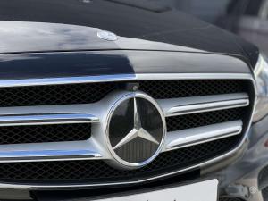 Melns Mercedes-Benz E 350 2016 Utena, ar dzinēja tilpumu 2.99 L un nobraukumu 247 tūkst. km par 16500 €, foto 13 vietnē AUTOMOTO.COM.LV