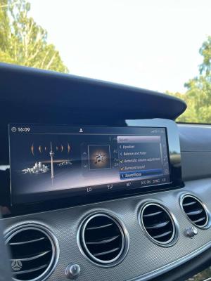 Melns Mercedes-Benz E 350 2016 Utena, ar dzinēja tilpumu 2.99 L un nobraukumu 247 tūkst. km par 16500 €, foto 61 vietnē AUTOMOTO.COM.LV