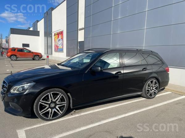 Black Mercedes-Benz E 350 2016 in Riga, with an engine capacity of 3.00 L and mileage of 300 thousand km for 8500 €, photo 3 on AUTOMOTO.COM.LV