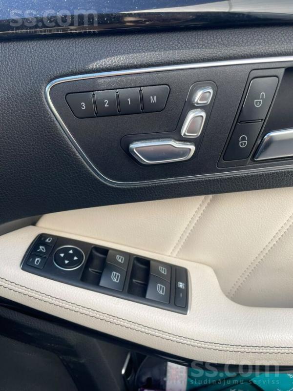 Black Mercedes-Benz E 350 2016 in Riga, with an engine capacity of 3.00 L and mileage of 300 thousand km for 8500 €, photo 8 on AUTOMOTO.COM.LV