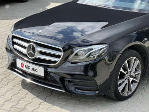 Black Mercedes-Benz E 350 2016 in Utena, with an engine capacity of 2.99 L and mileage of 249 thousand km for 15950 €, photo 6 on AUTOMOTO.COM.LV