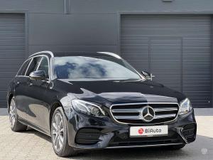 Black Mercedes-Benz E 350 2016 in Utena, with an engine capacity of 2.99 L and mileage of 249 thousand km for 15950 €, photo 7 on AUTOMOTO.COM.LV