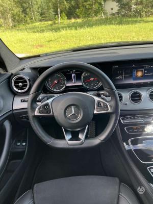 Black Mercedes-Benz E 350 2016 in Utena, with an engine capacity of 2.99 L and mileage of 249 thousand km for 15950 €, photo 35 on AUTOMOTO.COM.LV