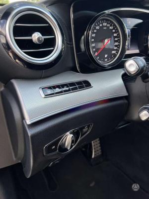 Black Mercedes-Benz E 350 2016 in Utena, with an engine capacity of 2.99 L and mileage of 249 thousand km for 15950 €, photo 37 on AUTOMOTO.COM.LV