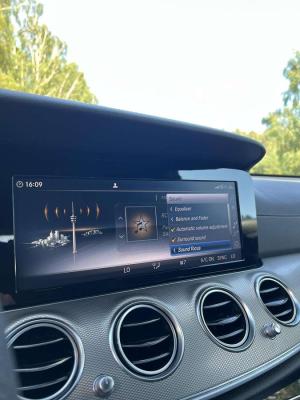 Black Mercedes-Benz E 350 2016 in Utena, with an engine capacity of 2.99 L and mileage of 249 thousand km for 15950 €, photo 57 on AUTOMOTO.COM.LV