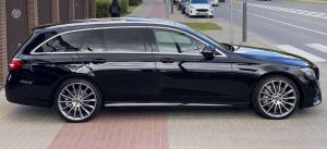 Black Mercedes-Benz E 350 2017 in Marijampole, with an engine capacity of 2.99 L and mileage of 240 thousand km for 22950 €, photo 11 on AUTOMOTO.COM.LV