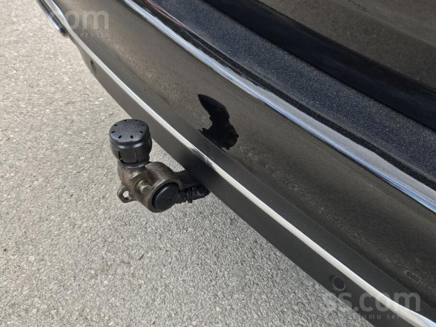 Melns Mercedes-Benz E 350 2017 Jēkabpils, ar dzinēja tilpumu 3.00 L un nobraukumu 293 tūkst. km par 17990 €, foto 6 vietnē AUTOMOTO.COM.LV
