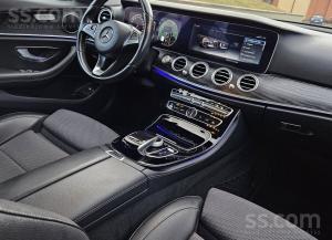 Melns Mercedes-Benz E 350 2017 Jēkabpils, ar dzinēja tilpumu 3.00 L un nobraukumu 293 tūkst. km par 17990 €, foto 13 vietnē AUTOMOTO.COM.LV