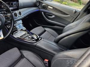 Melns Mercedes-Benz E 350 2017 Jēkabpils, ar dzinēja tilpumu 3.00 L un nobraukumu 293 tūkst. km par 17990 €, foto 16 vietnē AUTOMOTO.COM.LV