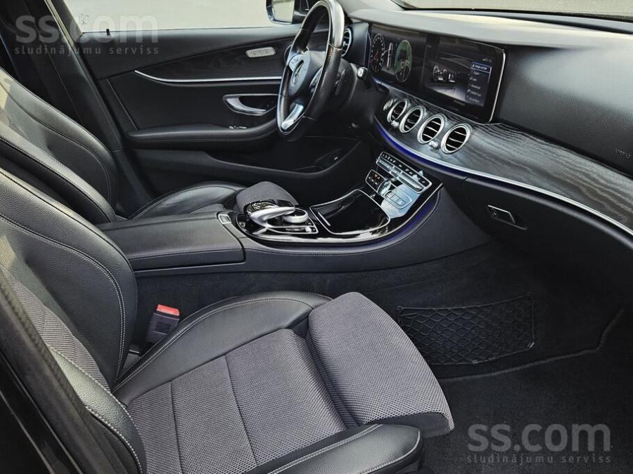 Melns Mercedes-Benz E 350 2017 Jēkabpils, ar dzinēja tilpumu 3.00 L un nobraukumu 293 tūkst. km par 17990 €, foto 22 vietnē AUTOMOTO.COM.LV