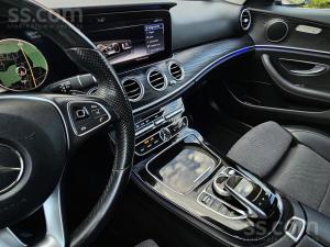 Melns Mercedes-Benz E 350 2017 Jēkabpils, ar dzinēja tilpumu 3.00 L un nobraukumu 293 tūkst. km par 17990 €, foto 25 vietnē AUTOMOTO.COM.LV