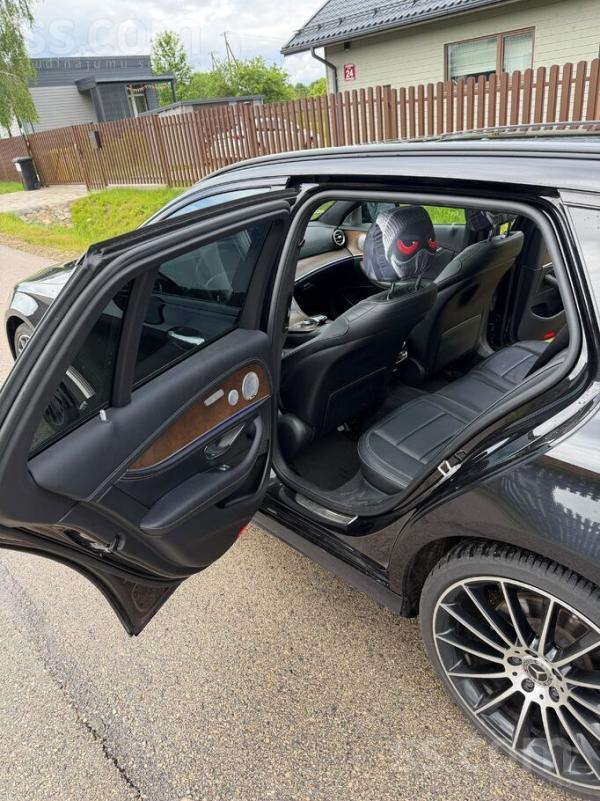Melns Mercedes-Benz E 350 2017 Rīga, ar dzinēja tilpumu 3.00 L un nobraukumu 210 tūkst. km par 21990 €, foto 4 vietnē AUTOMOTO.COM.LV