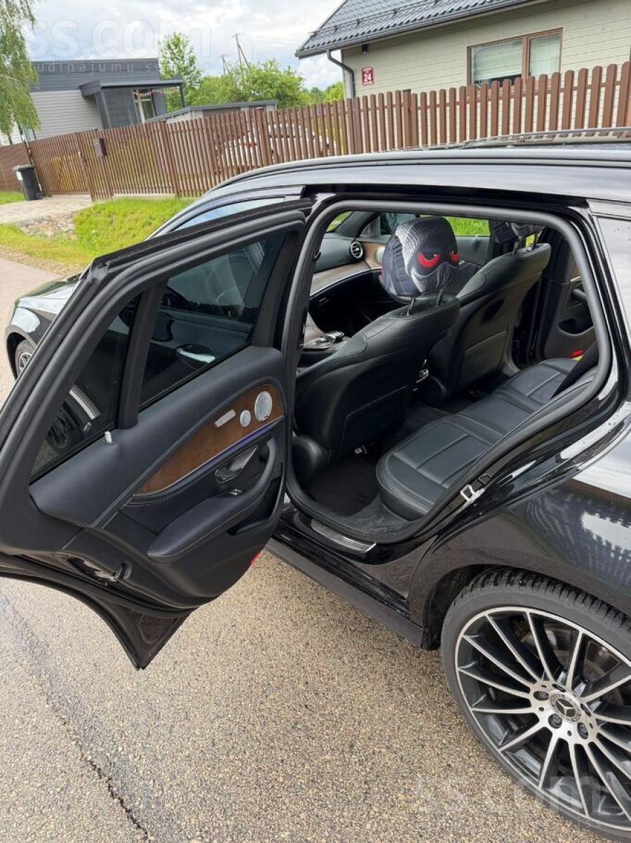 Melns Mercedes-Benz E 350 2017 Rīga, ar dzinēja tilpumu 3.00 L un nobraukumu 210 tūkst. km par 21990 €, foto 5 vietnē AUTOMOTO.COM.LV